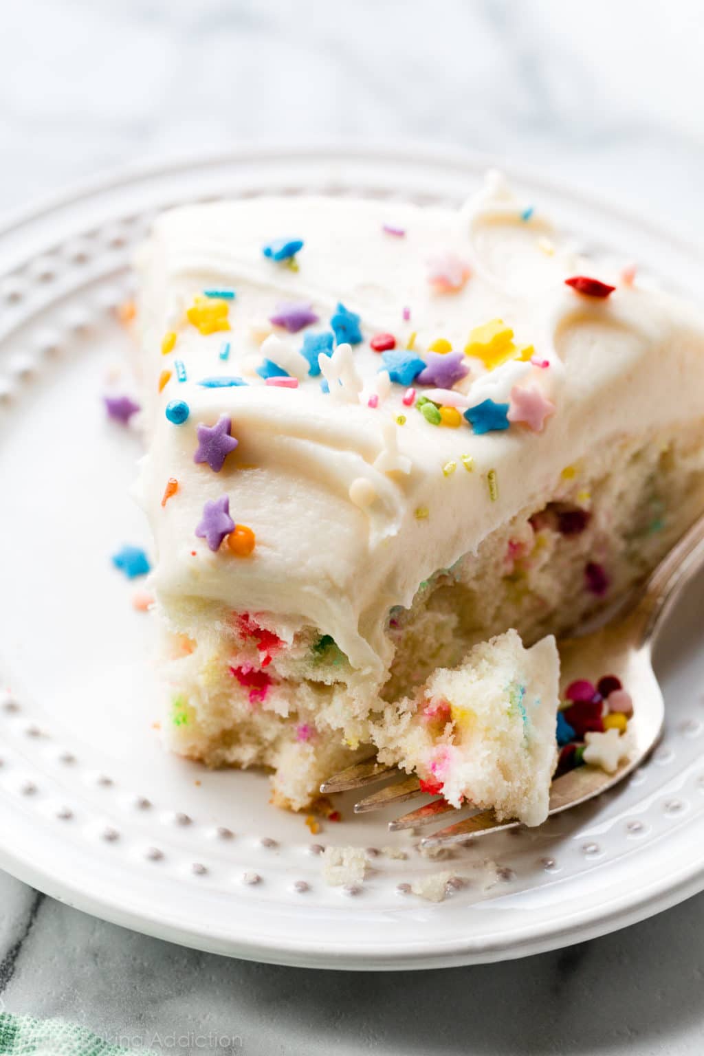 1 Layer Sprinkle Cake (Recipe + Video) - Sally's Baking