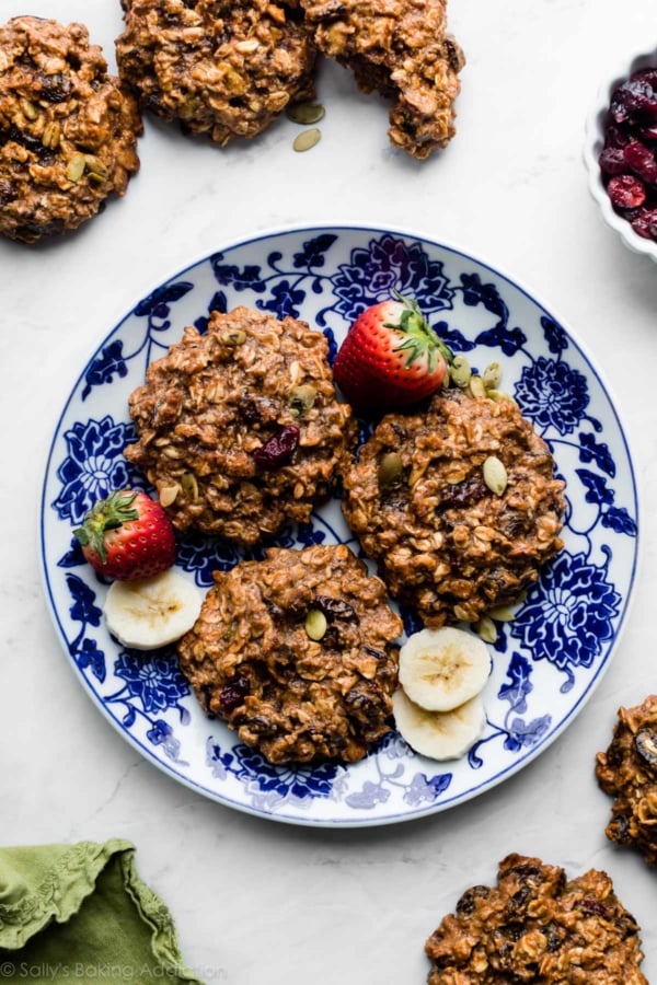 Breakfast Cookies (Easy 1 Bowl Recipe) - Sally's Baking