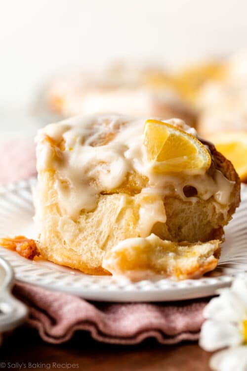 Smooth & Fluffy Lemon Candy Rolls - Nubeed