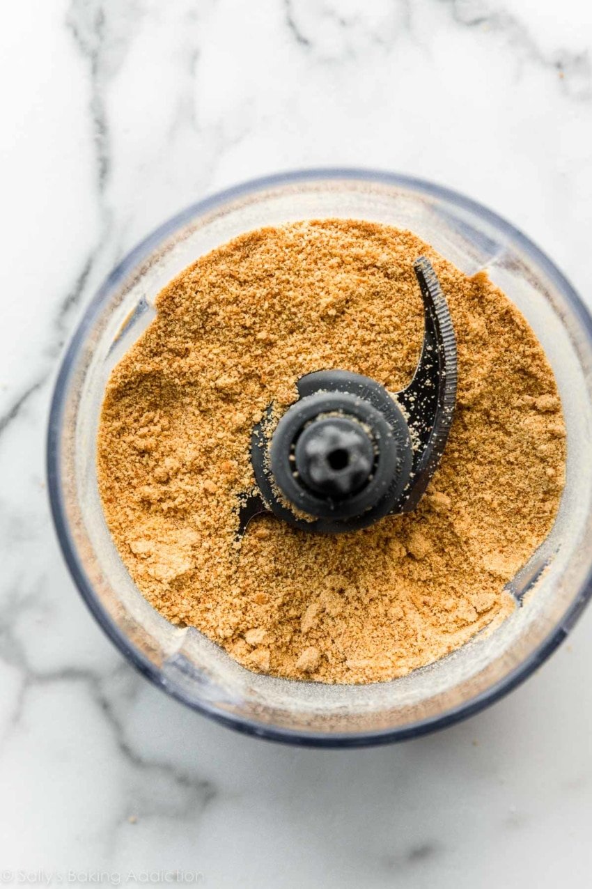 Perfect Graham Cracker Crust (Video) - Sally's Baking