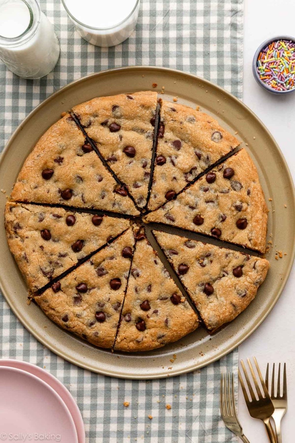 Chocolate Chip Cookie Pizza - Sally's Baking
