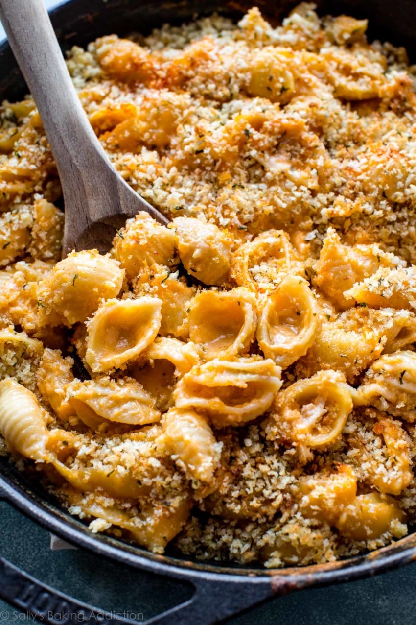 Easy Baked Macaroni and Cheese - Sally's Baking