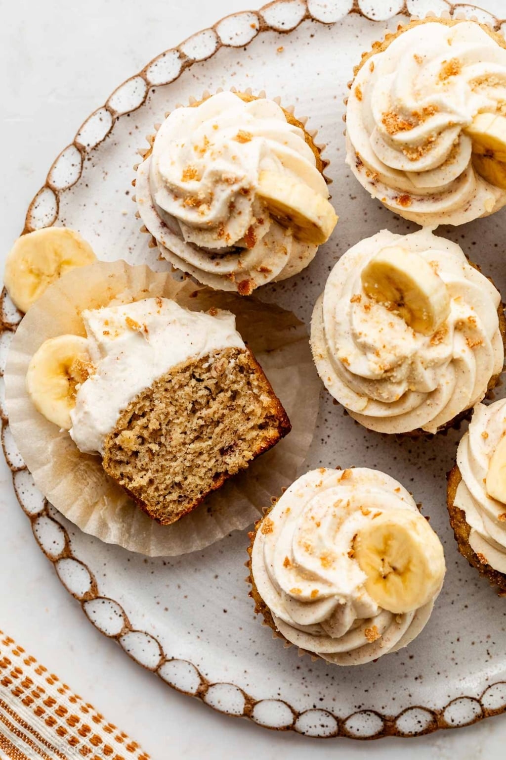 Banana Cupcakes Recipe - Sally's Baking