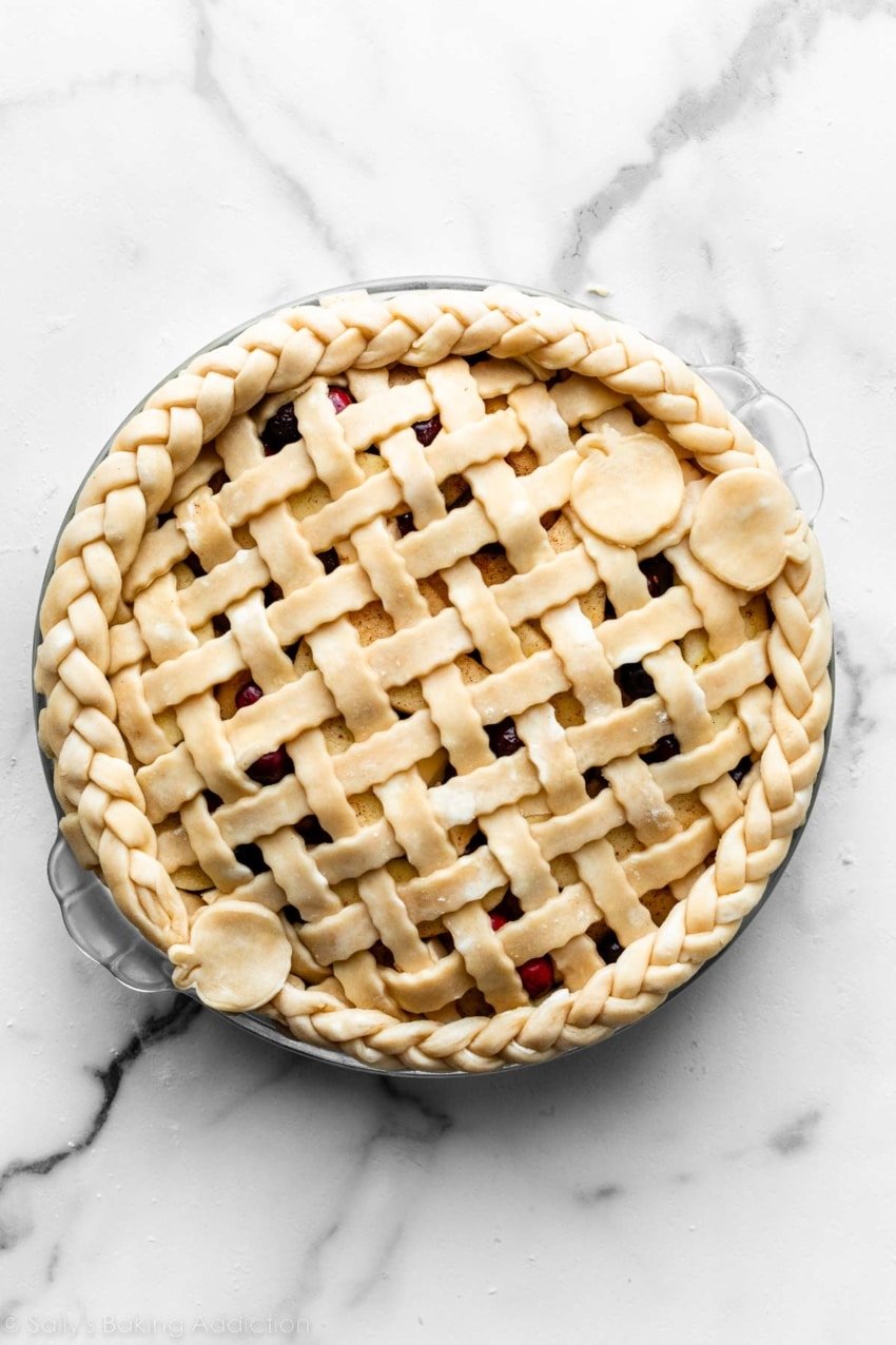 Beautiful Pie Crust Designs Tutorial (Video) (Video) - Sally's Baking