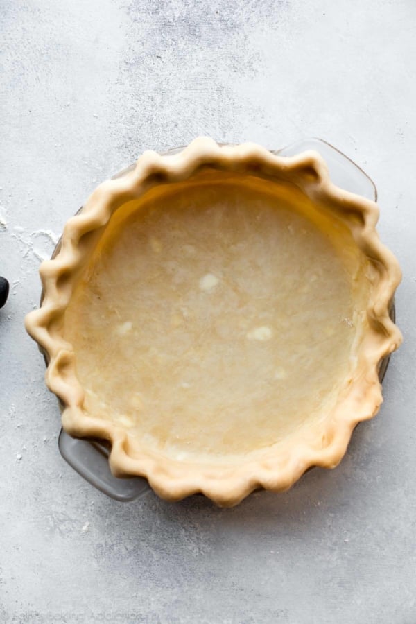 How to Par-Bake Pie Crust (Video) - Sally's Baking