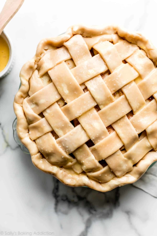 How to Lattice Pie Crust (Easy Video Tutorial) - Sally's Baking