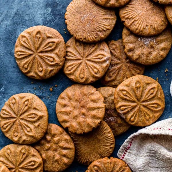 Cinnamon Brown Sugar Stamped Cookies - Sally's Baking