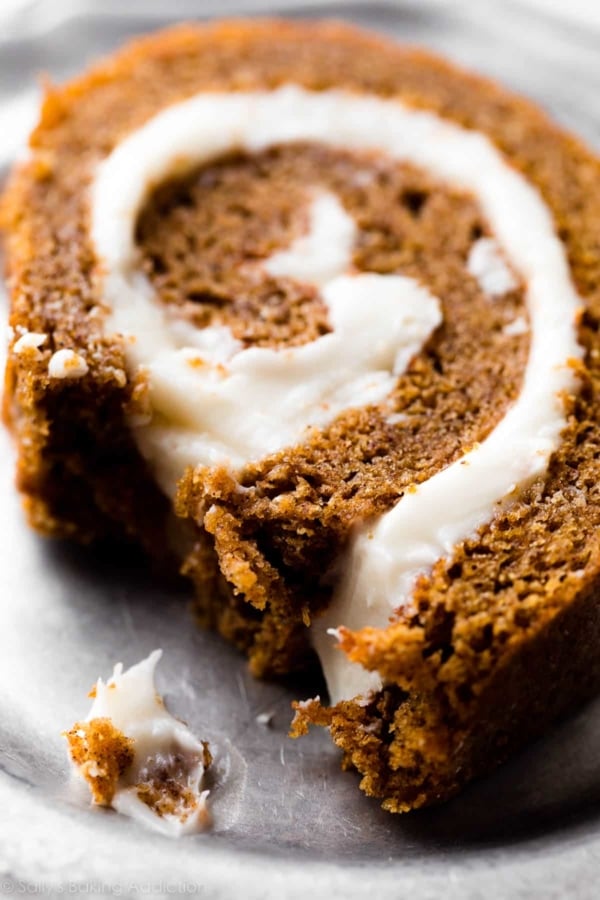 Pumpkin Roll Recipe - Sally's Baking