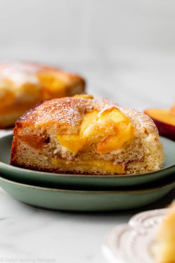 Fresh Peach Cake (Extra Peaches!) - Sally's Baking