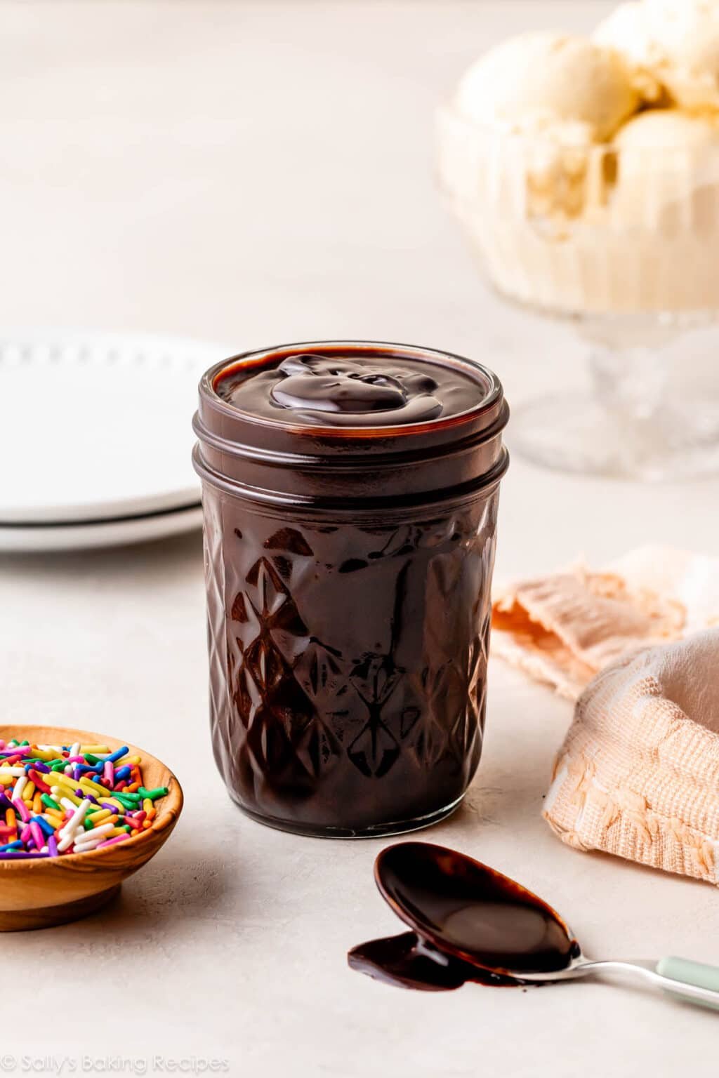 Homemade Hot Fudge Sauce (5 Minutes) - Sally's Baking