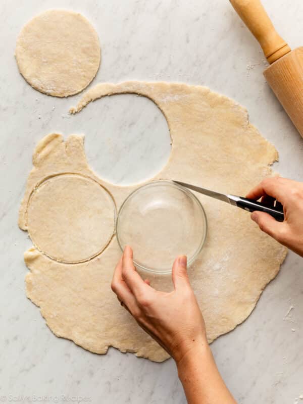 Pumpkin Hand Pies - Sally's Baking