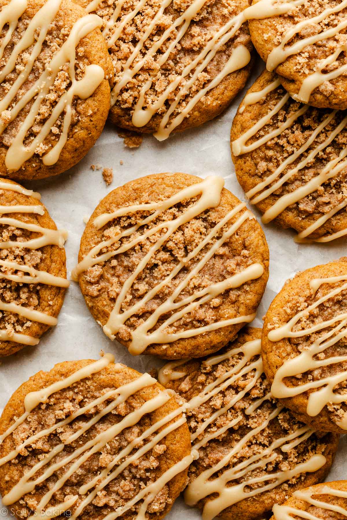 Pumpkin Crumb Cake Cookies - Sally's Baking
