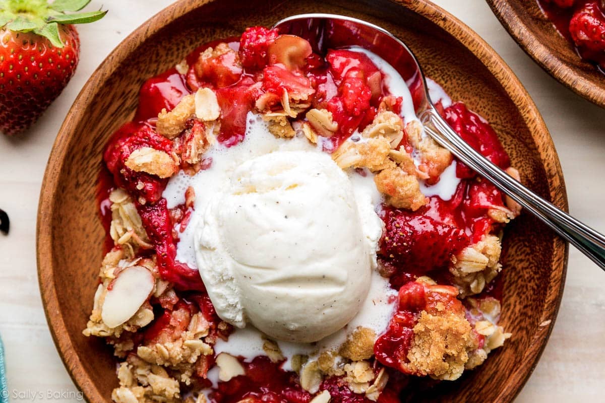 15 Favorite Strawberry Dessert Recipes - Sally's Baking